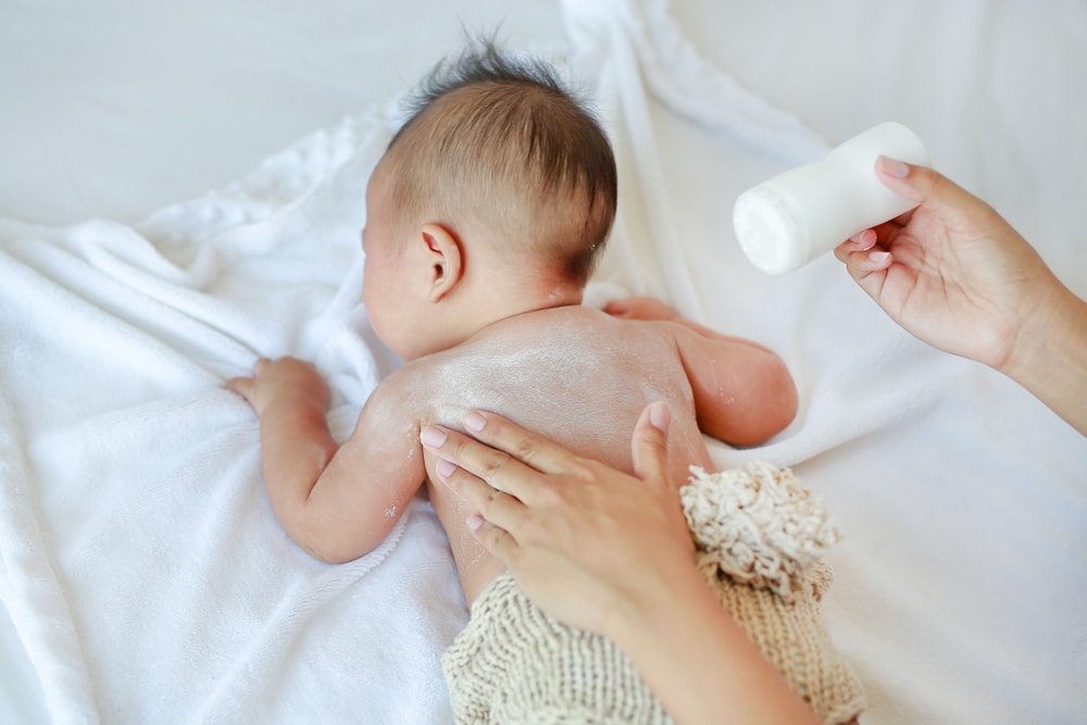 Hawaiian Woman with Mesothelioma Blames J&J Baby Powder